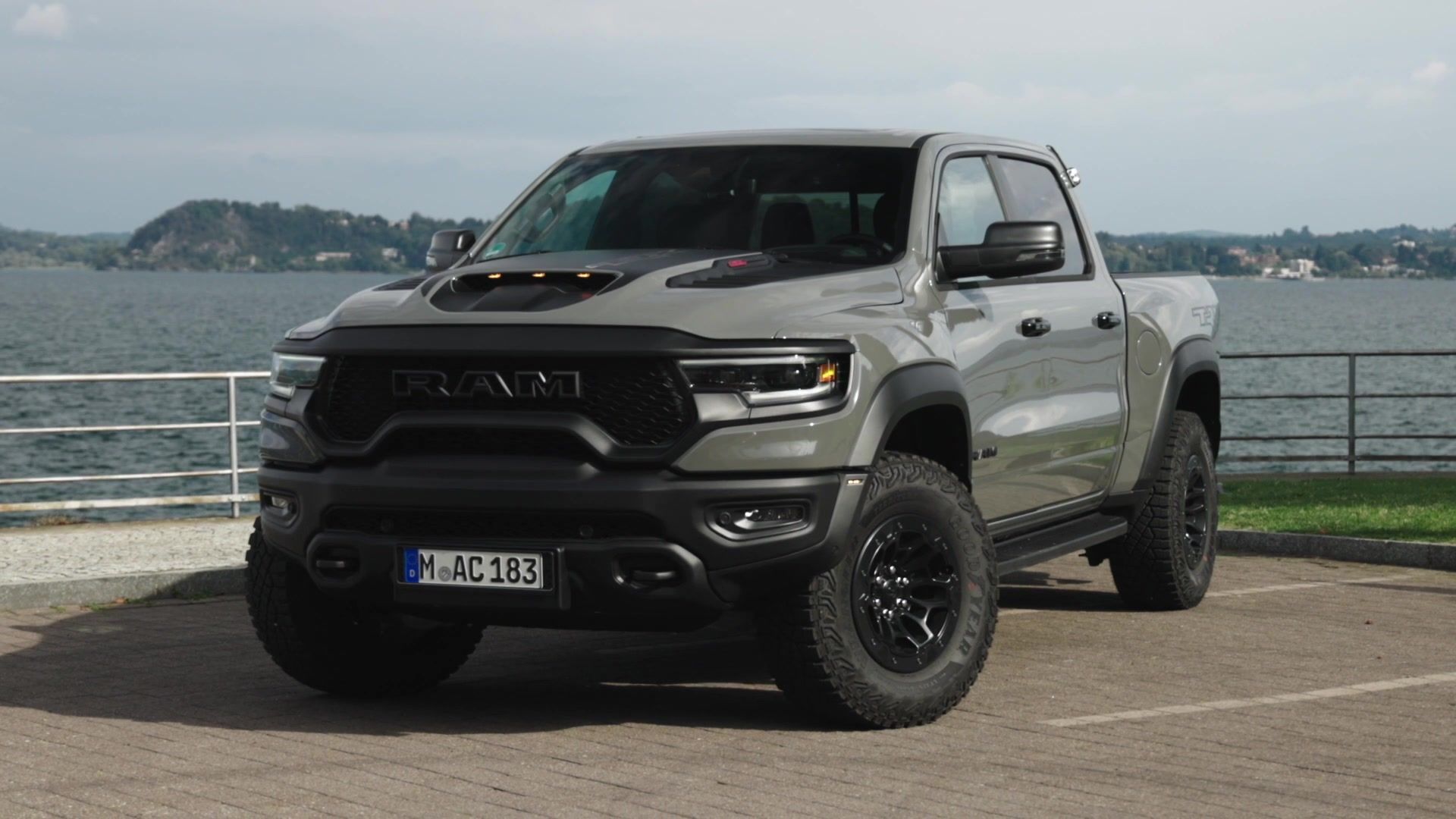 RAM 1500 TRX Lunar Edition 2023 - Das Design RAM 1500 TRX Lunar Edition 2023 - Das Design